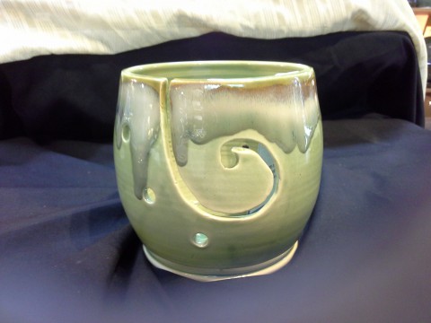 Mother Day Gift Ideas - Doing Earth Pottery By Shelley White